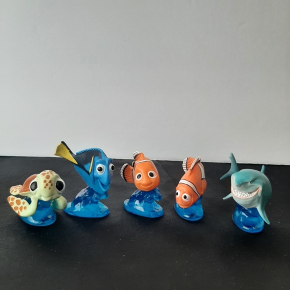 Disney | Other | Disney Pixar Finding Nemo Lot Of 5 Mattel Micro ...